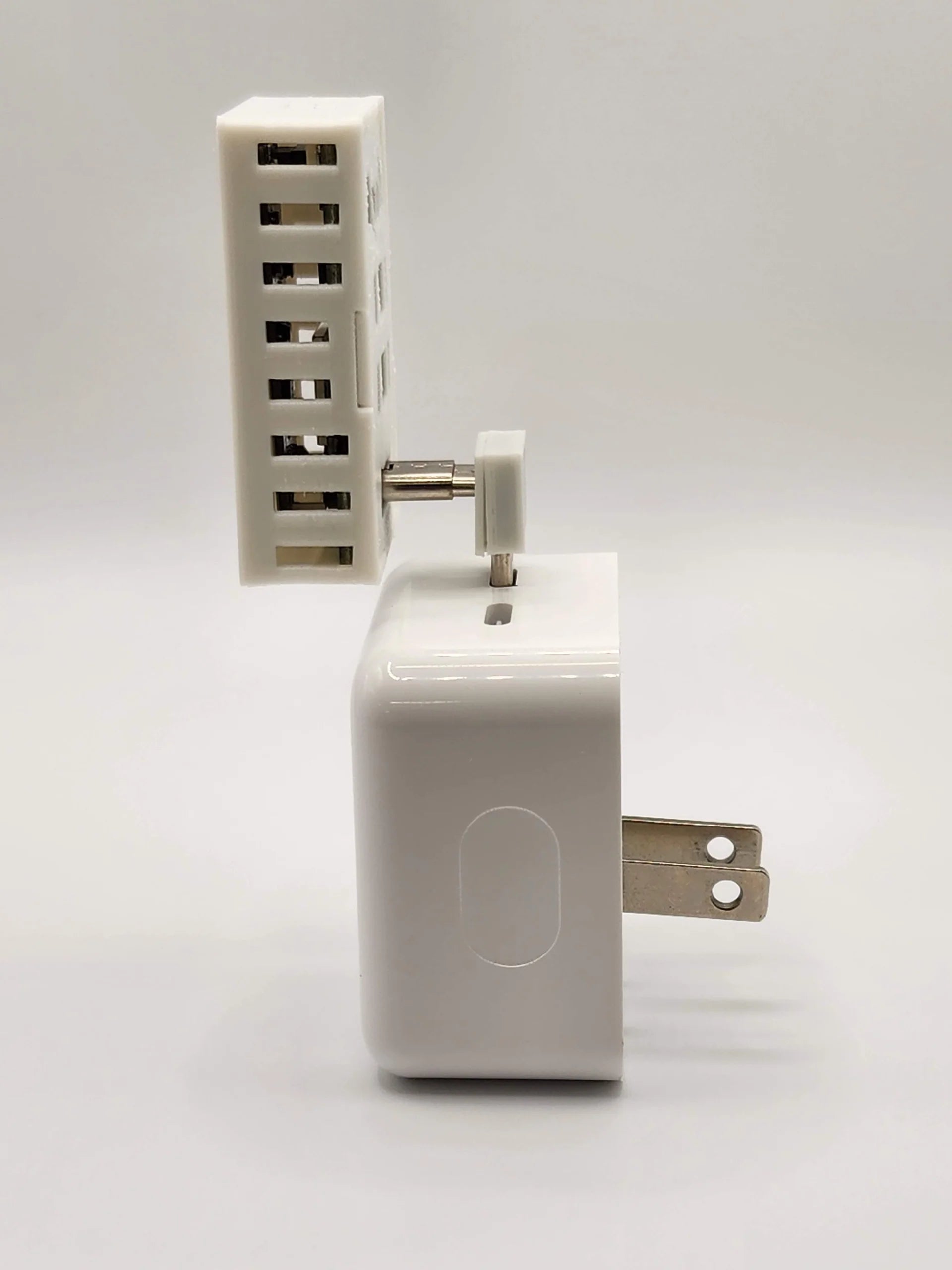 90-Degree USB-C Mount (Male-to-Male) – ameriDroid